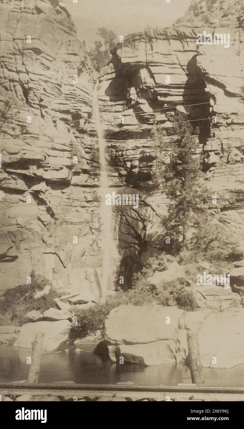 Black canon chipeta waterfall hi-res stock photography and images - Alamy