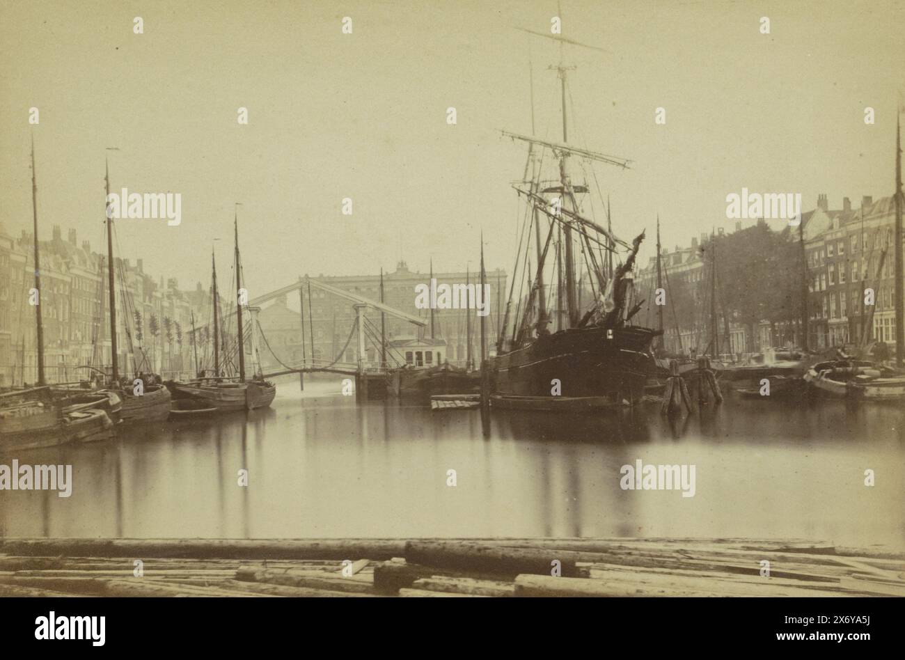 Hout bridge hi-res stock photography and images - Alamy