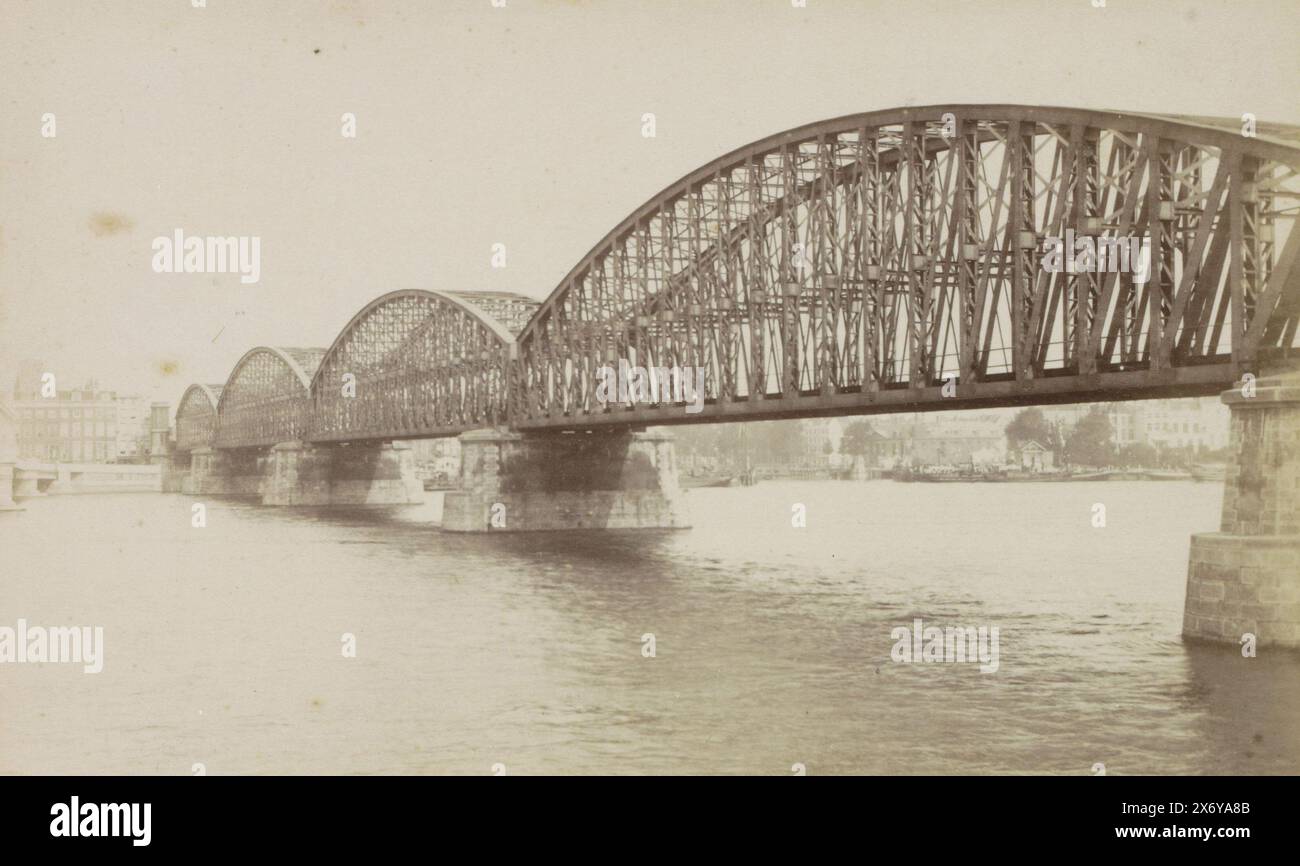 Rotterdam railway hi-res stock photography and images - Alamy