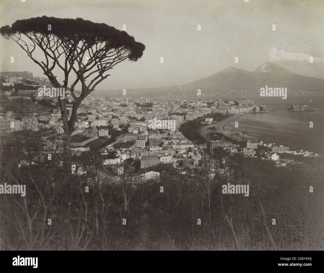 View of the city of Naples, the bay and Vesuvius, Napoli Panorama ...