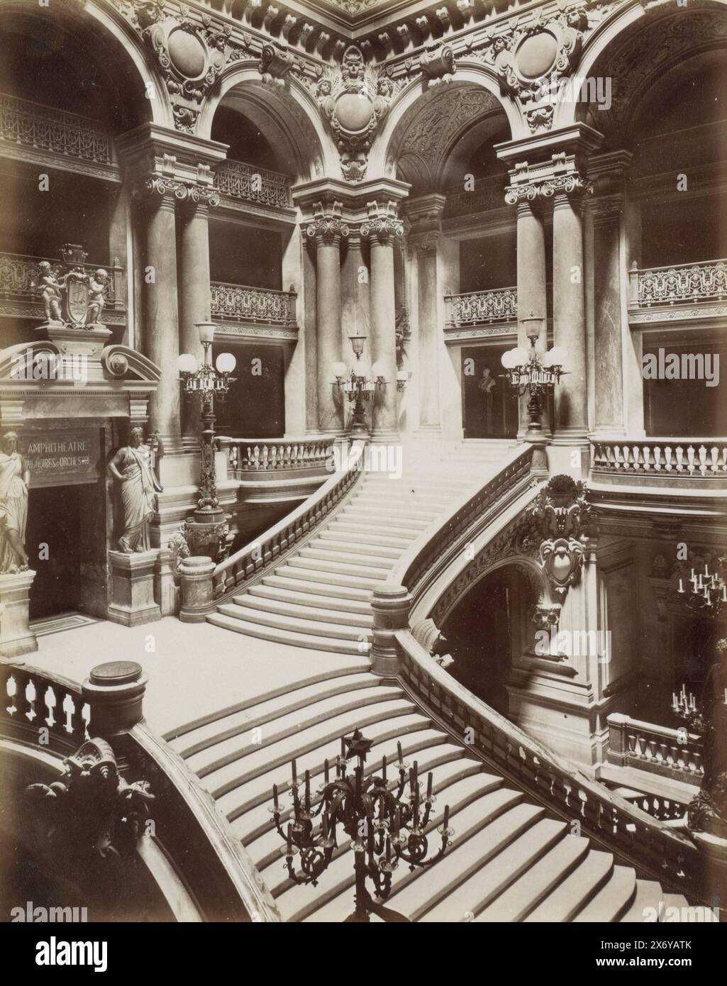 L'opera in paris 1880 hi-res stock photography and images - Alamy