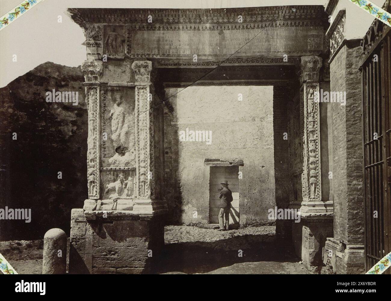 Annesso arch hi-res stock photography and images - Alamy