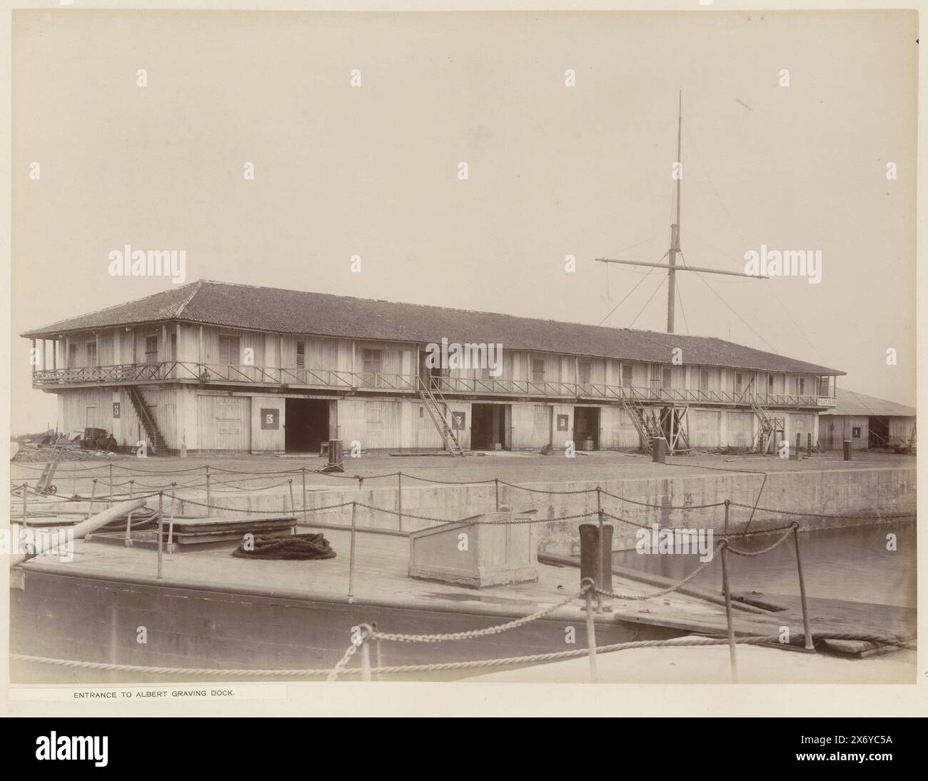 Albert repair dock hi-res stock photography and images - Alamy