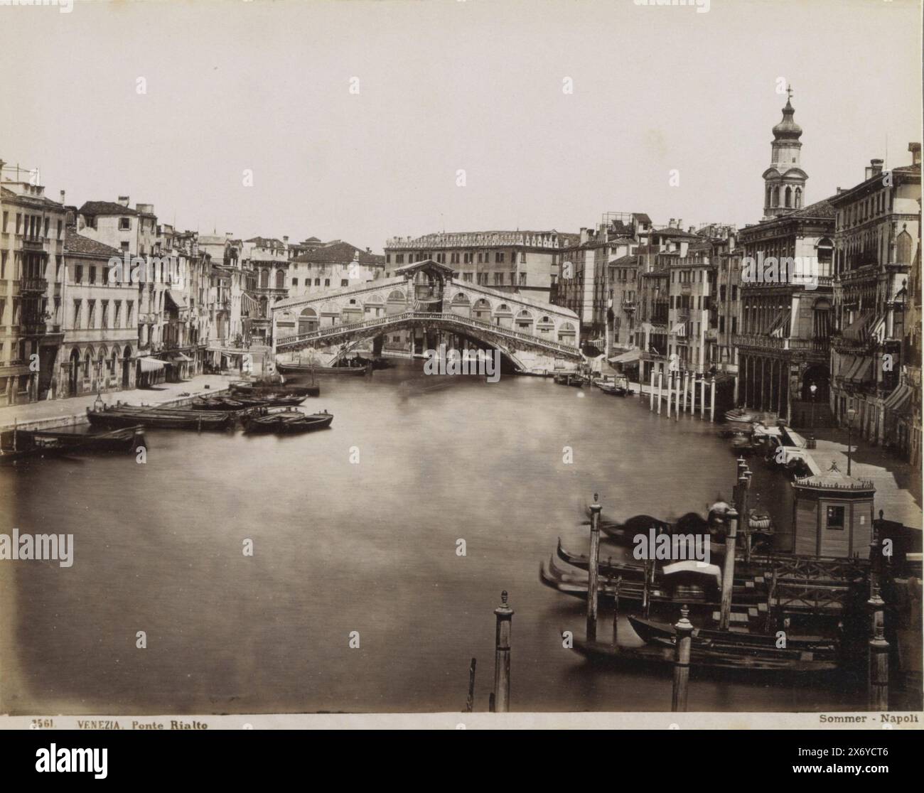 Rialto Bridge over the Grand Canal in Venice, VENEZIA Ponte Rialto ...
