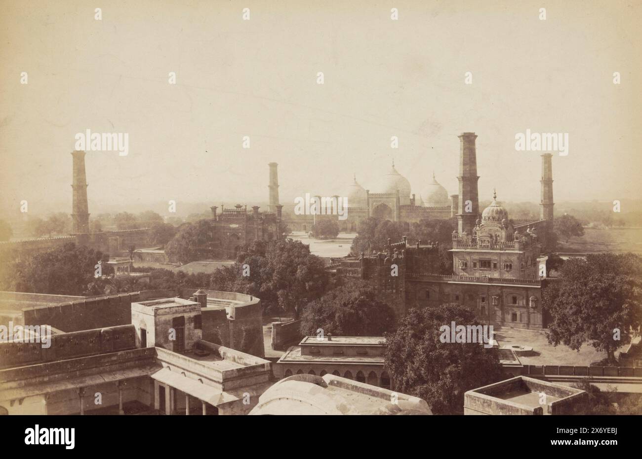 View of the Badshahi Masjid and the Samadhi of Ranjit Singh near the ...