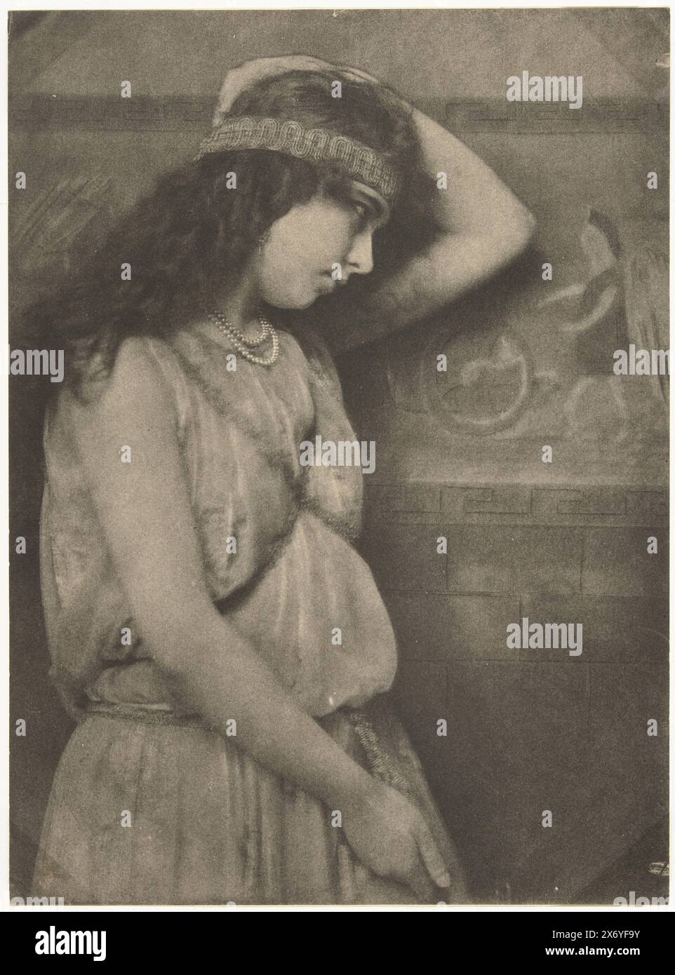 Manuela del rio dressed hi-res stock photography and images - Alamy