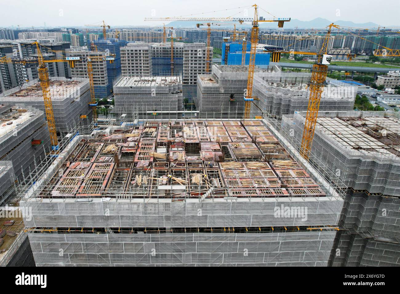 HANGZHOU, CHINA - MAY 17, 2024 - A new building is under construction ...