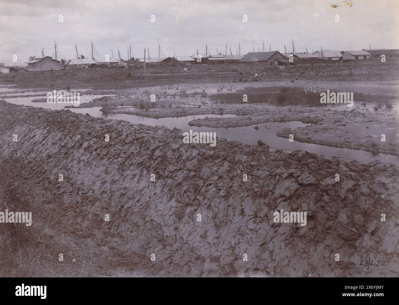 Creating embankments hi-res stock photography and images - Alamy