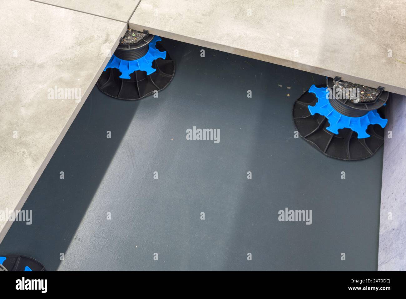 pavement tiles installation for house terrace with adjustable paving ...