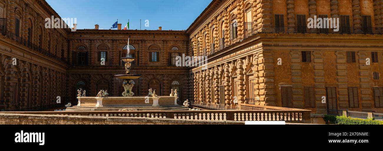 Florence, Italy - August, 30, 2022: fountain in Pitti Palace courtyard ...