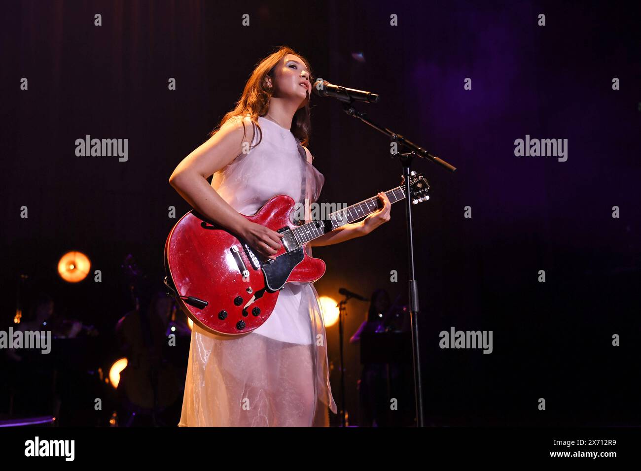 Laufey singer hi-res stock photography and images - Alamy