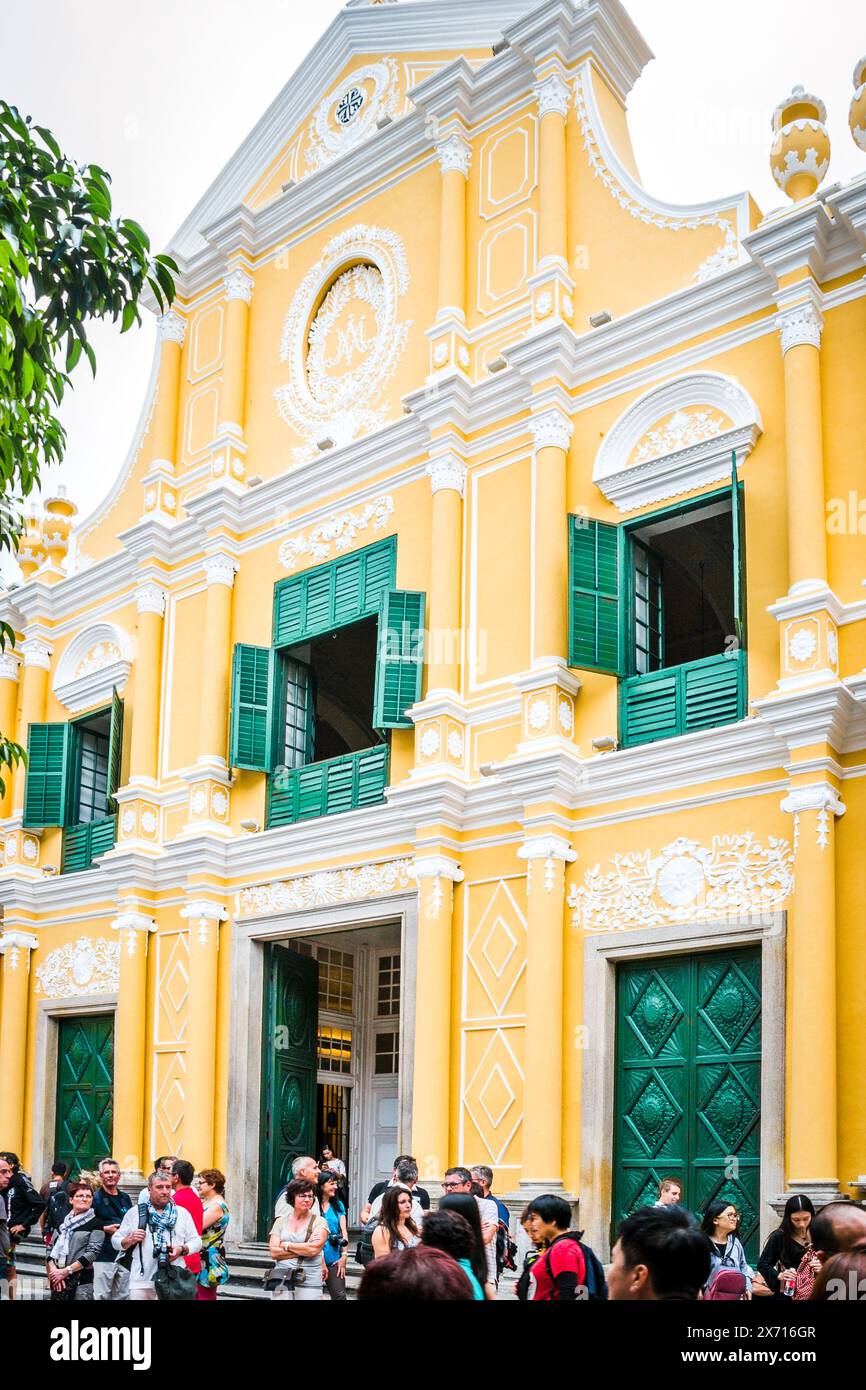 the exterior of St Dominic's Church in Macau with tourists in front Stock Photo - Alamy