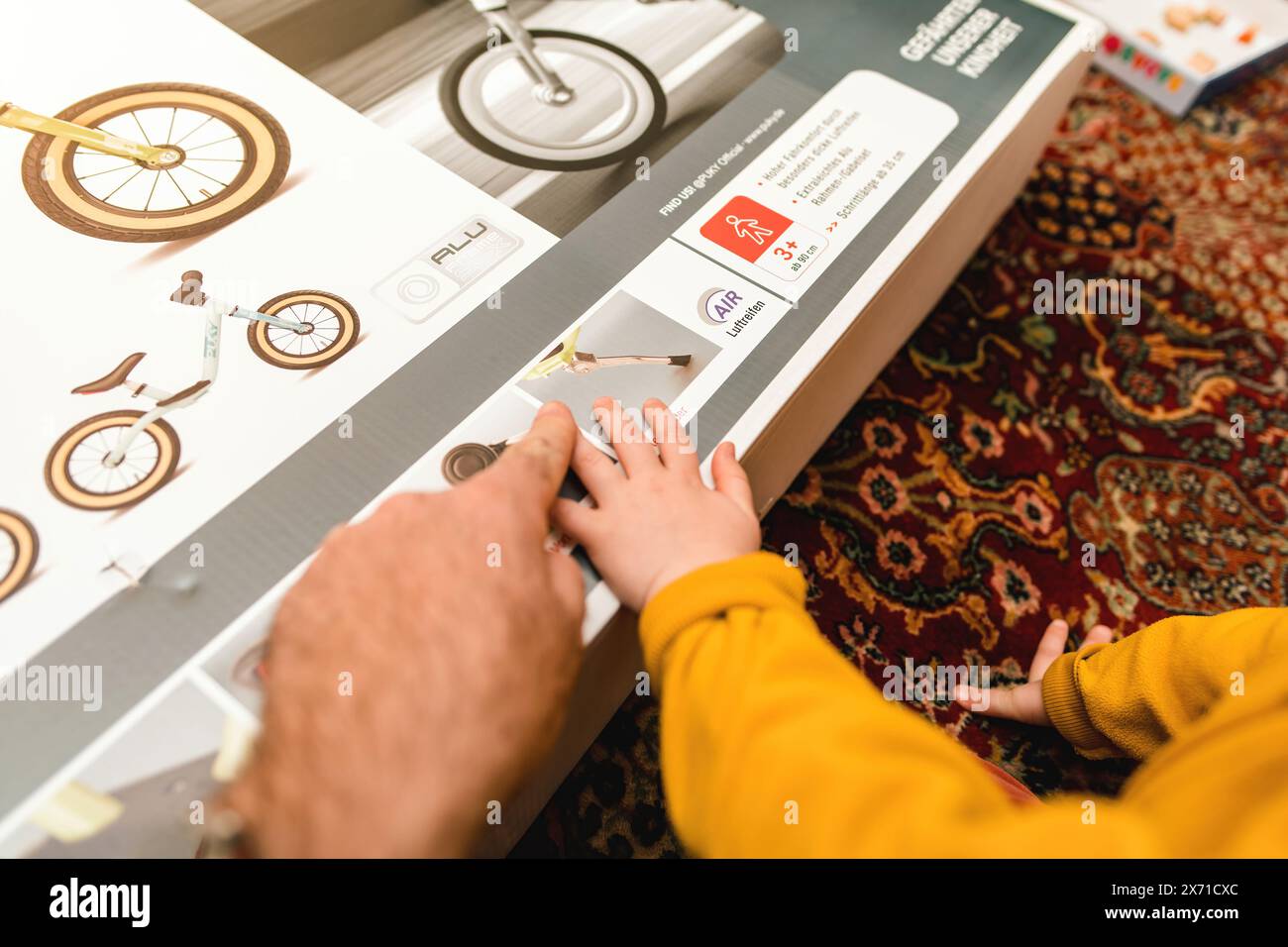 Reviewing box hi-res stock photography and images - Alamy