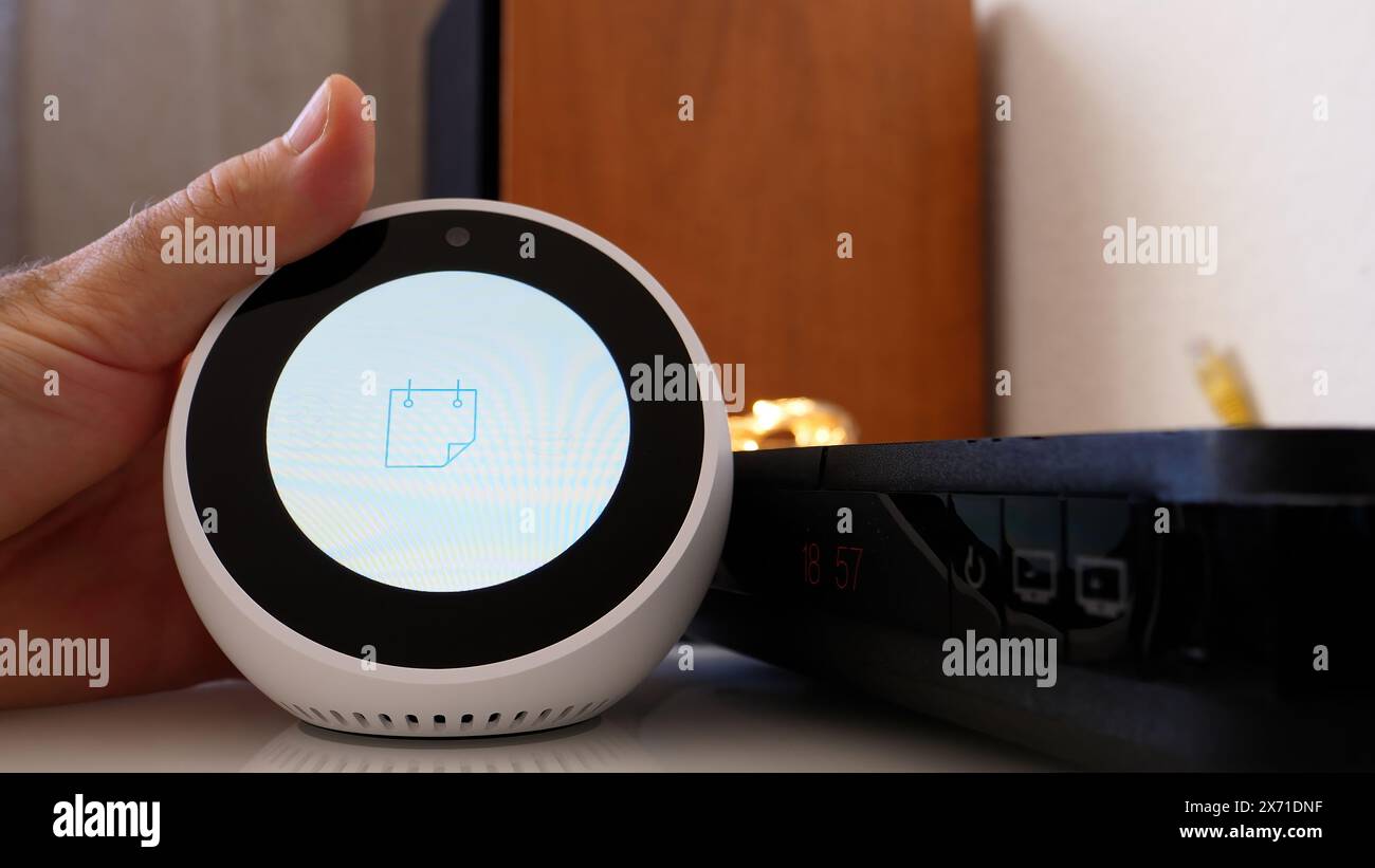 Paris, France - Jun 5th, 2020: The Amazon Echo Spot displays a calendar ...