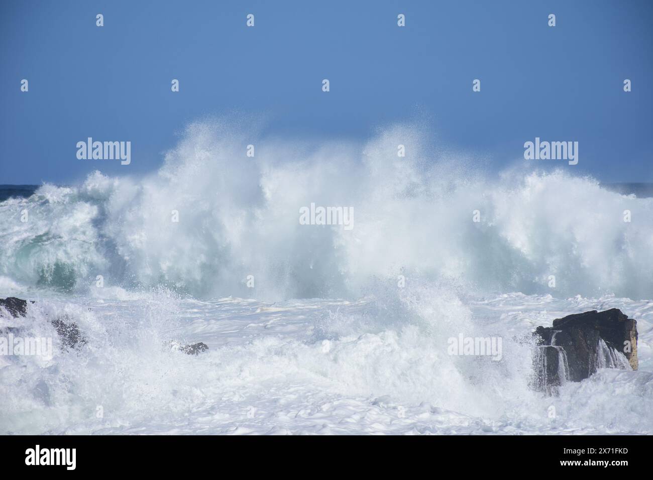 Rough ocean waves beauty hi-res stock photography and images - Alamy