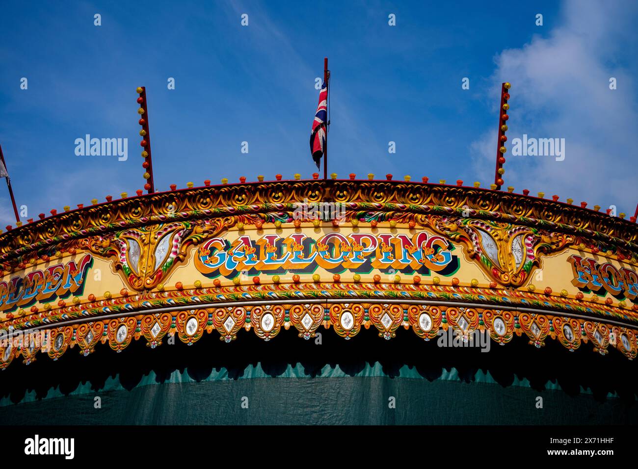 Fun Fair Art on Saffron Walden Common April-May 2024 Traditional Fun ...