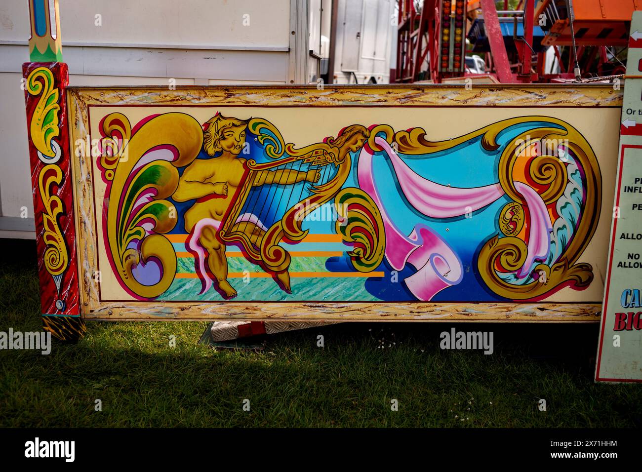 Fun Fair Art on Saffron Walden Common April-May 2024 Traditional Fun ...