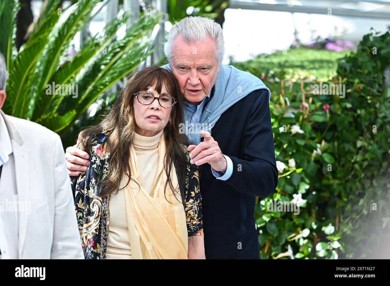 Cannes, France. 17th May, 2024. Talia Shire and Jon Voight attend the ...