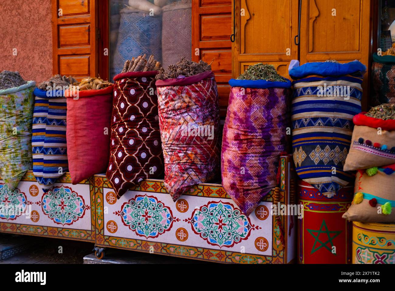 Moroccan handmade oriental spice bags, warmth Moroccan culture ...