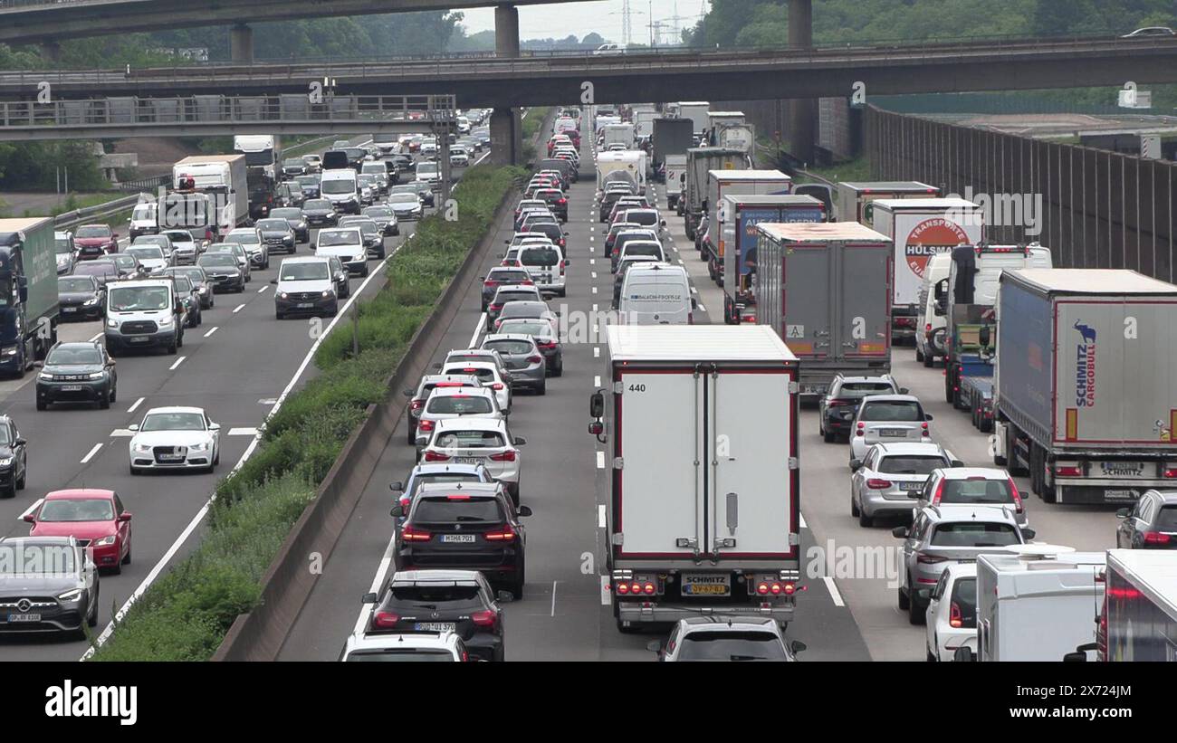 Landesweit, Germany. 17th May, 2024. View of a traffic jam on the A3 ...