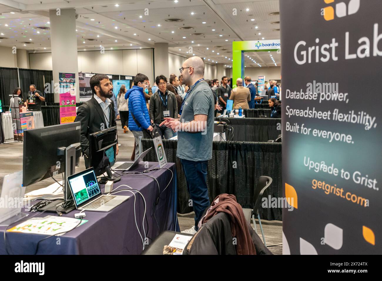 Grist lab hi-res stock photography and images - Alamy