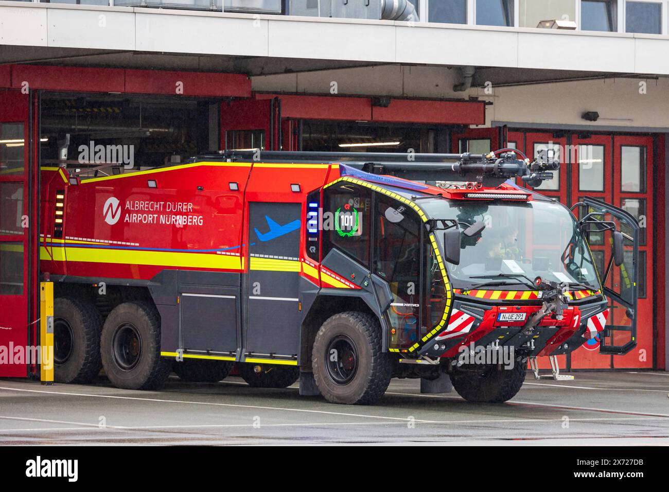 Geratehalle hi-res stock photography and images - Alamy