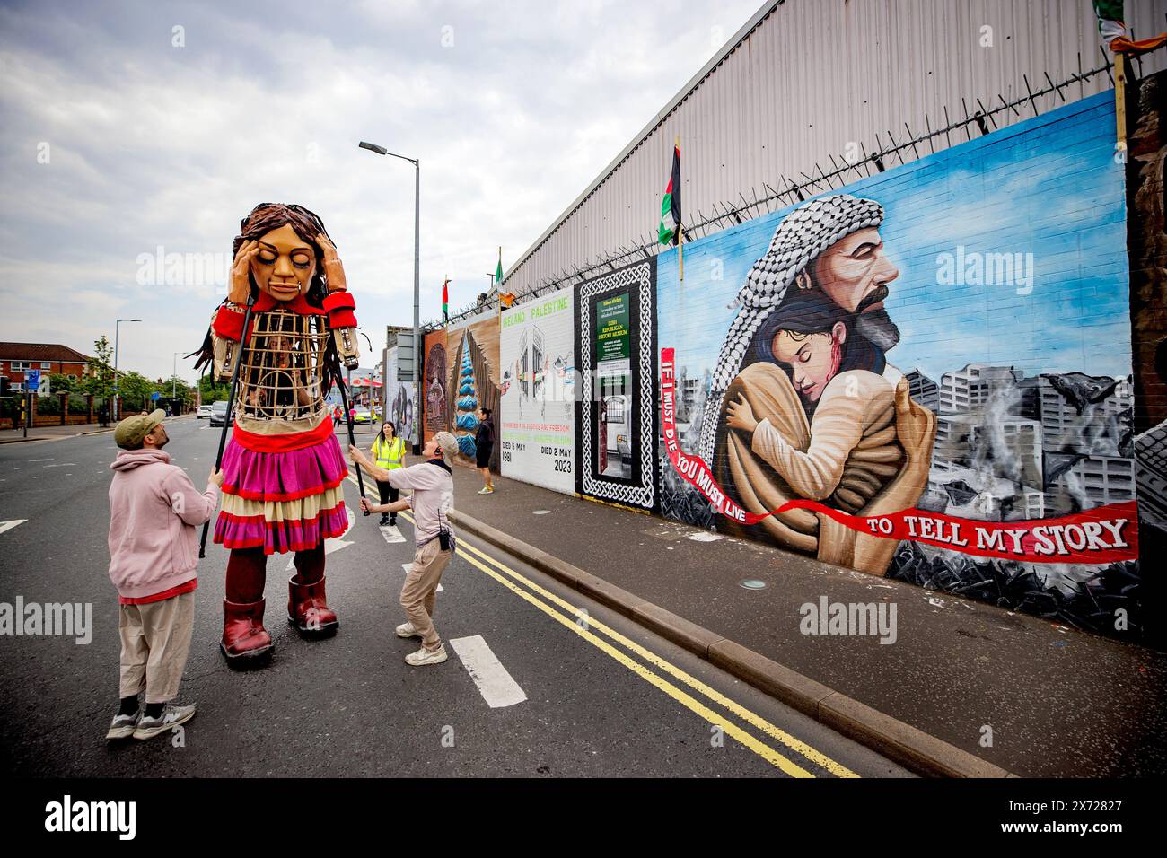 Little Amal, a 12-foot tall puppet of a ten-year-old Syrian refugee ...