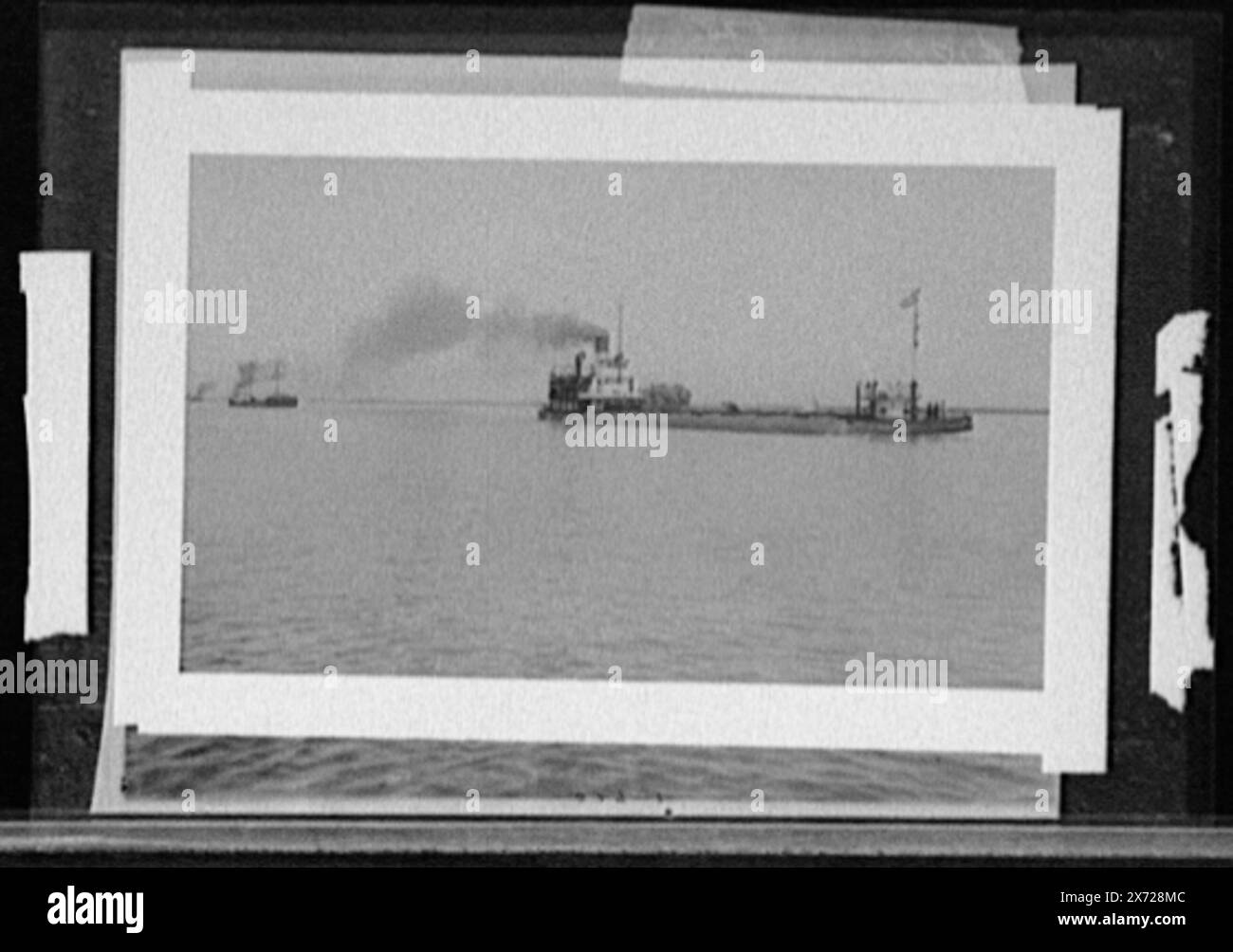 Manda barge hi-res stock photography and images - Alamy