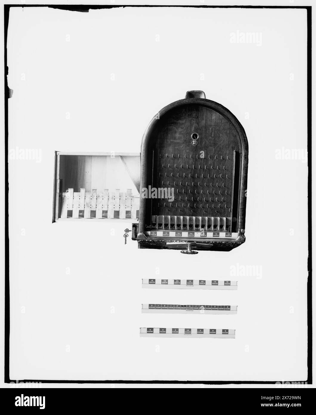 Historical cigars Black and White Stock Photos & Images - Alamy