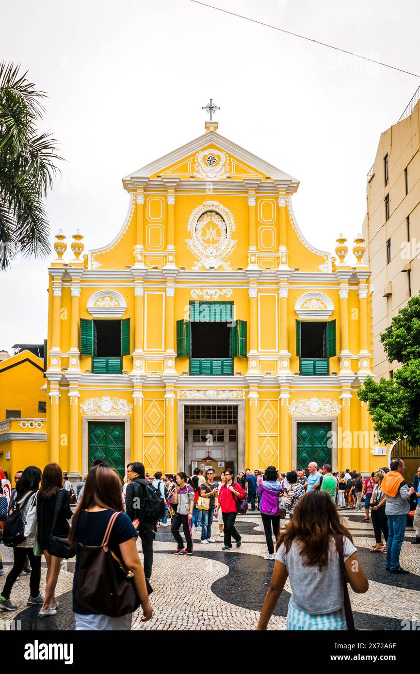 the exterior of St Dominic's Church in Macau with tourists in front Stock Photo - Alamy