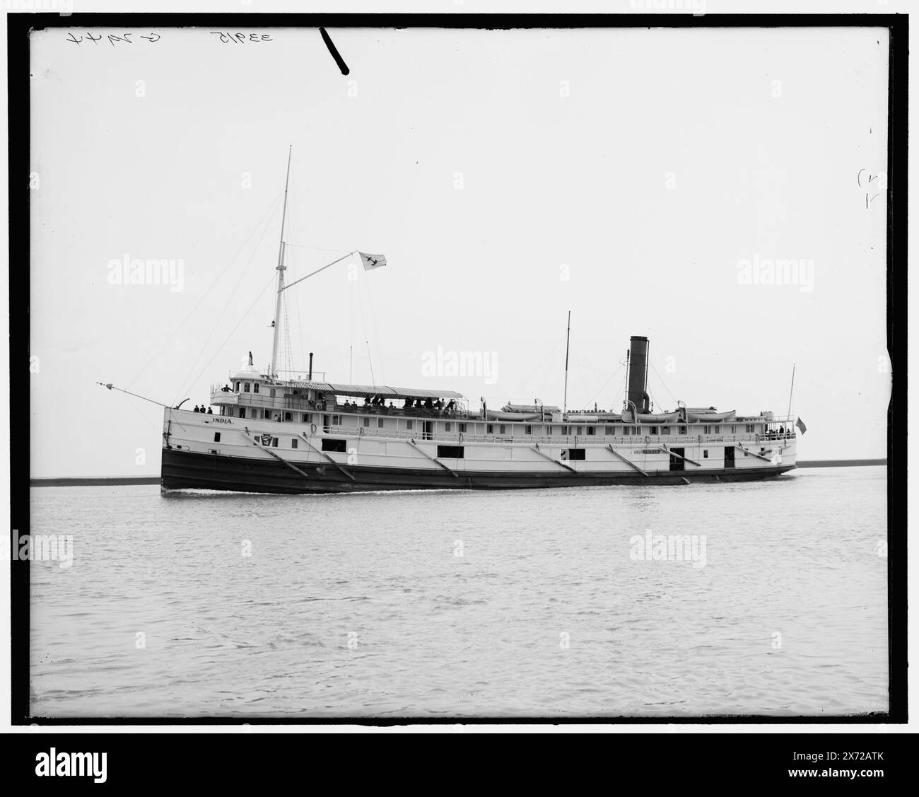 India steamboat hi-res stock photography and images - Alamy