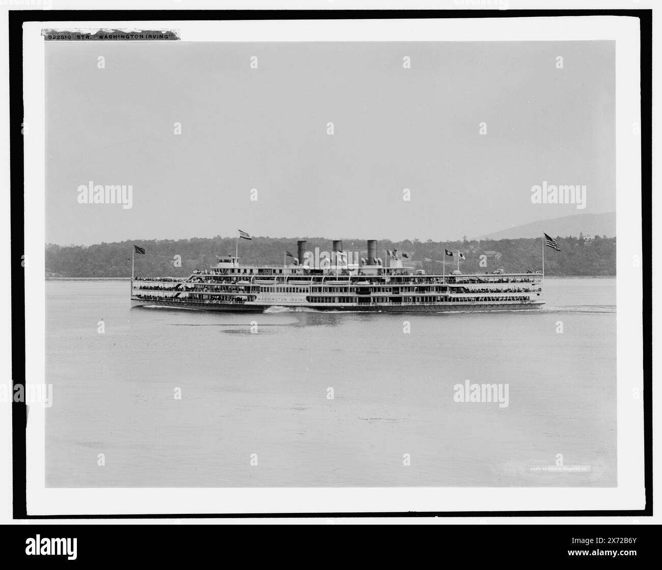 Washington irving side wheeler hi-res stock photography and images - Alamy