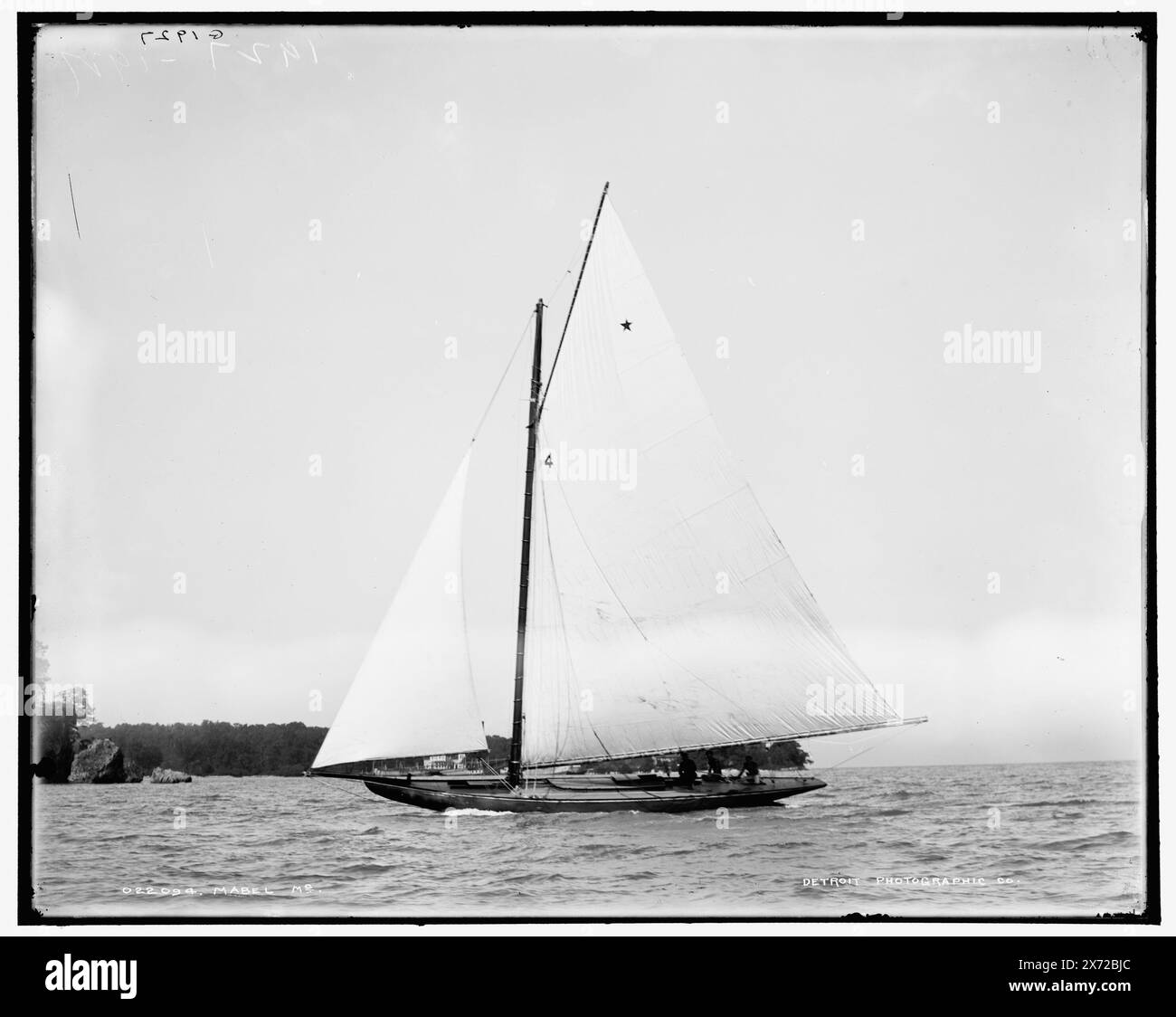 Mabel mc yacht hi-res stock photography and images - Alamy