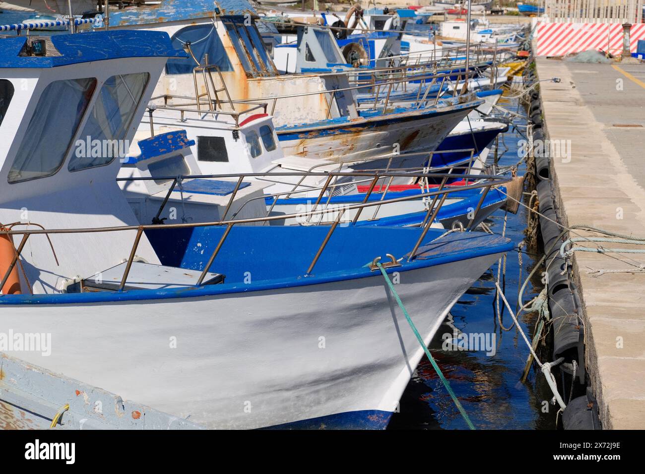 Italy, Sicily, Portopalo di Capo Passero (Siracusa Province); local ...