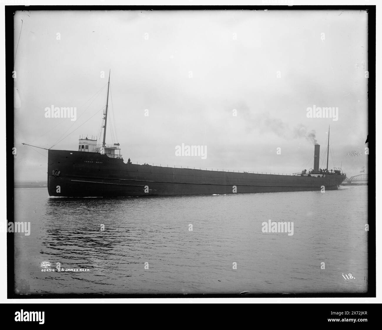 James reed freighter hi-res stock photography and images - Alamy
