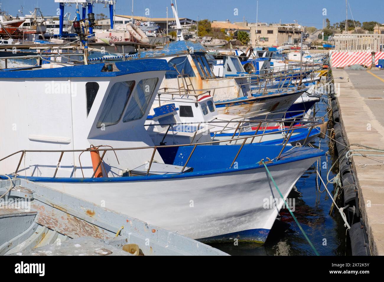 Italy, Sicily, Portopalo di Capo Passero (Siracusa Province); local ...