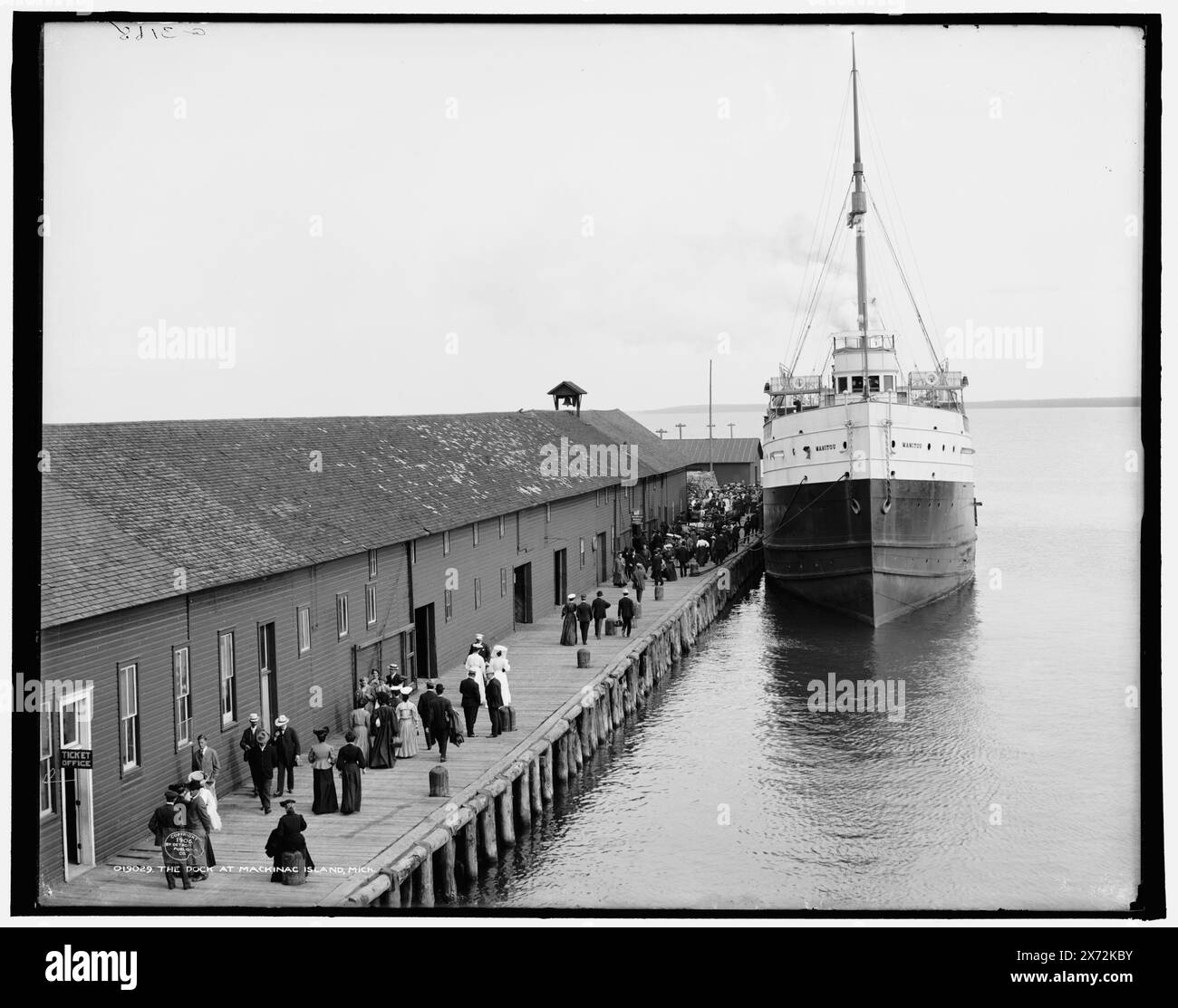 Manitou dock hi-res stock photography and images - Alamy