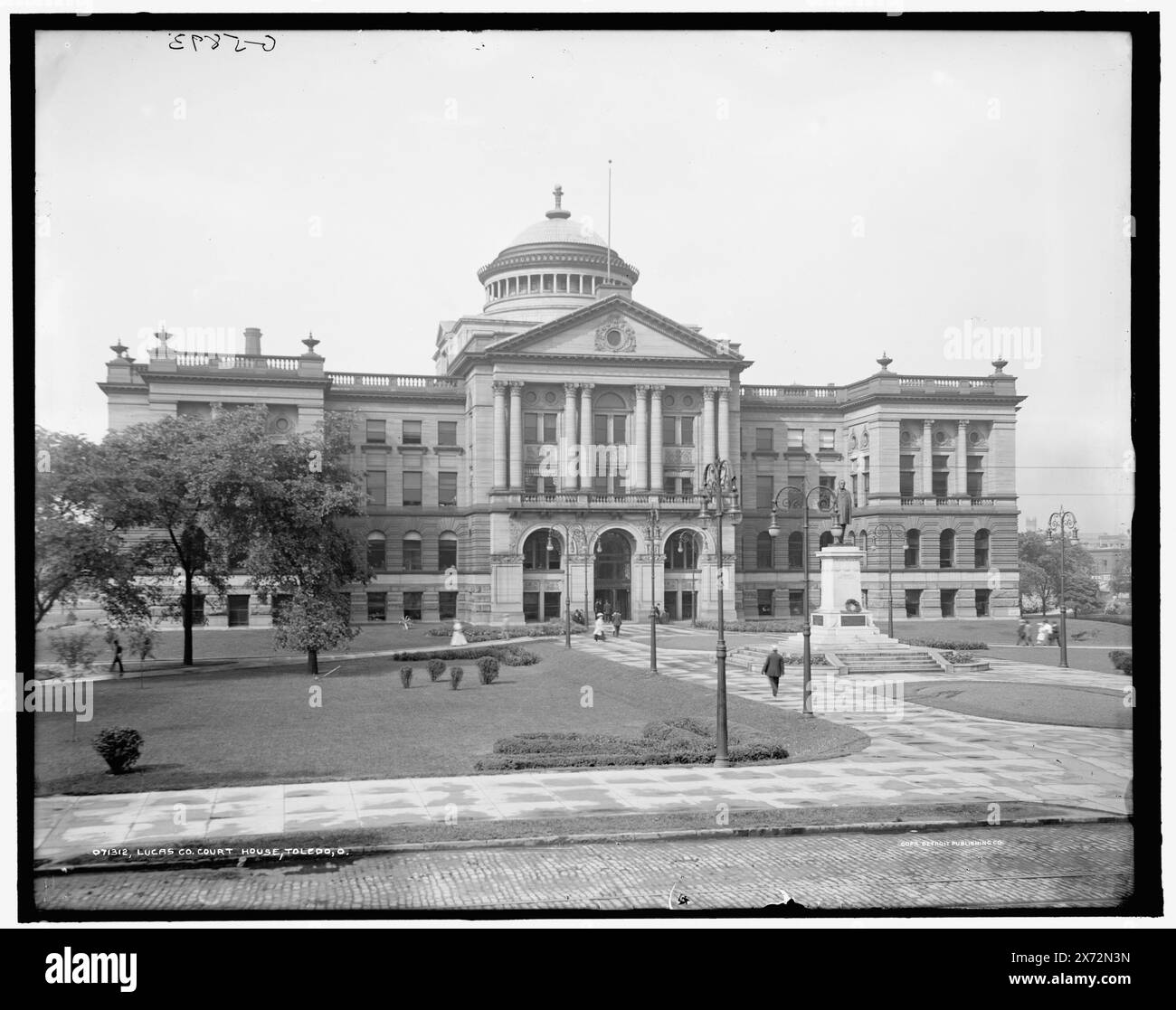 071312 Cut Out Stock Images & Pictures - Alamy