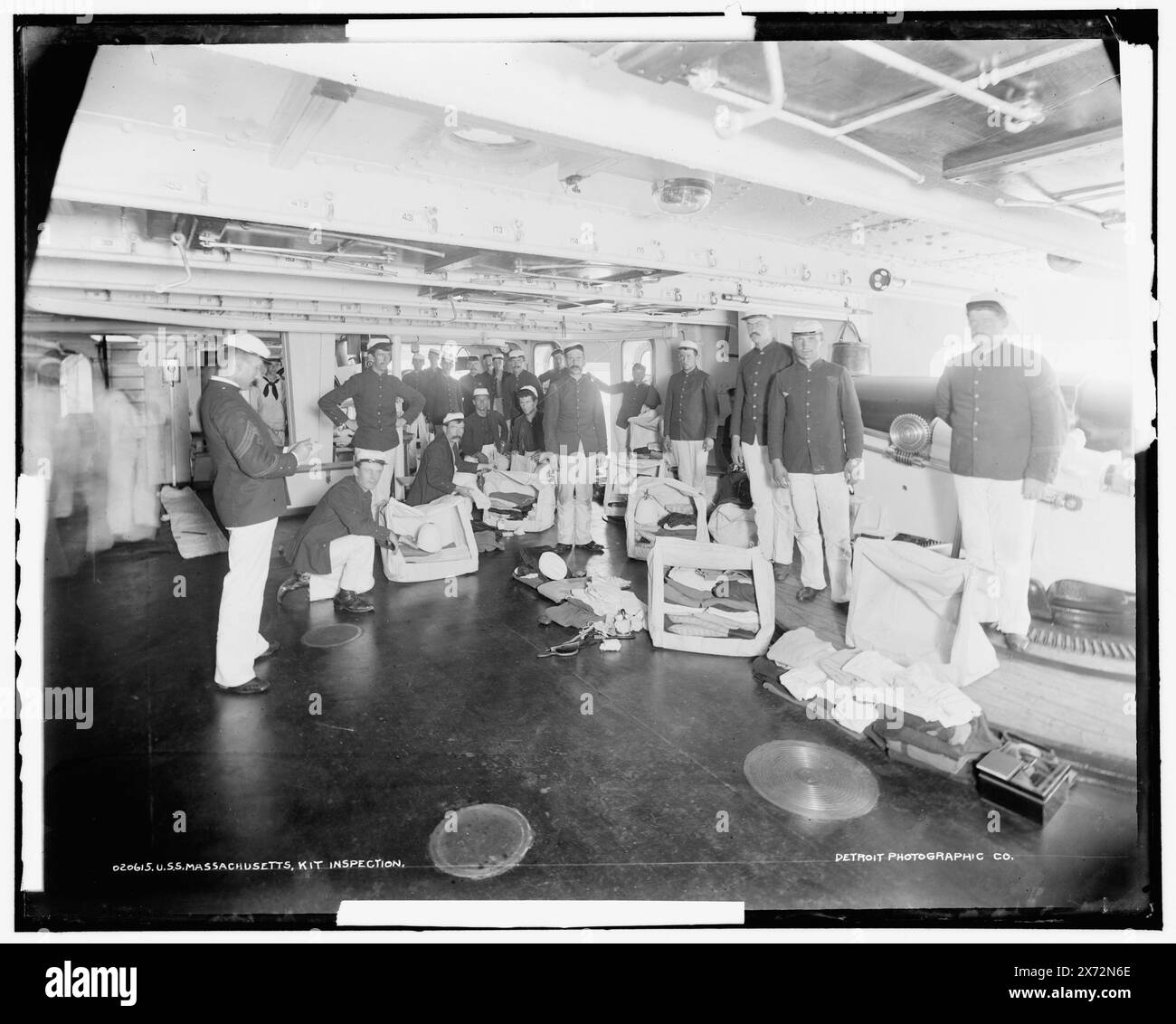 Kit inspection hi-res stock photography and images - Alamy