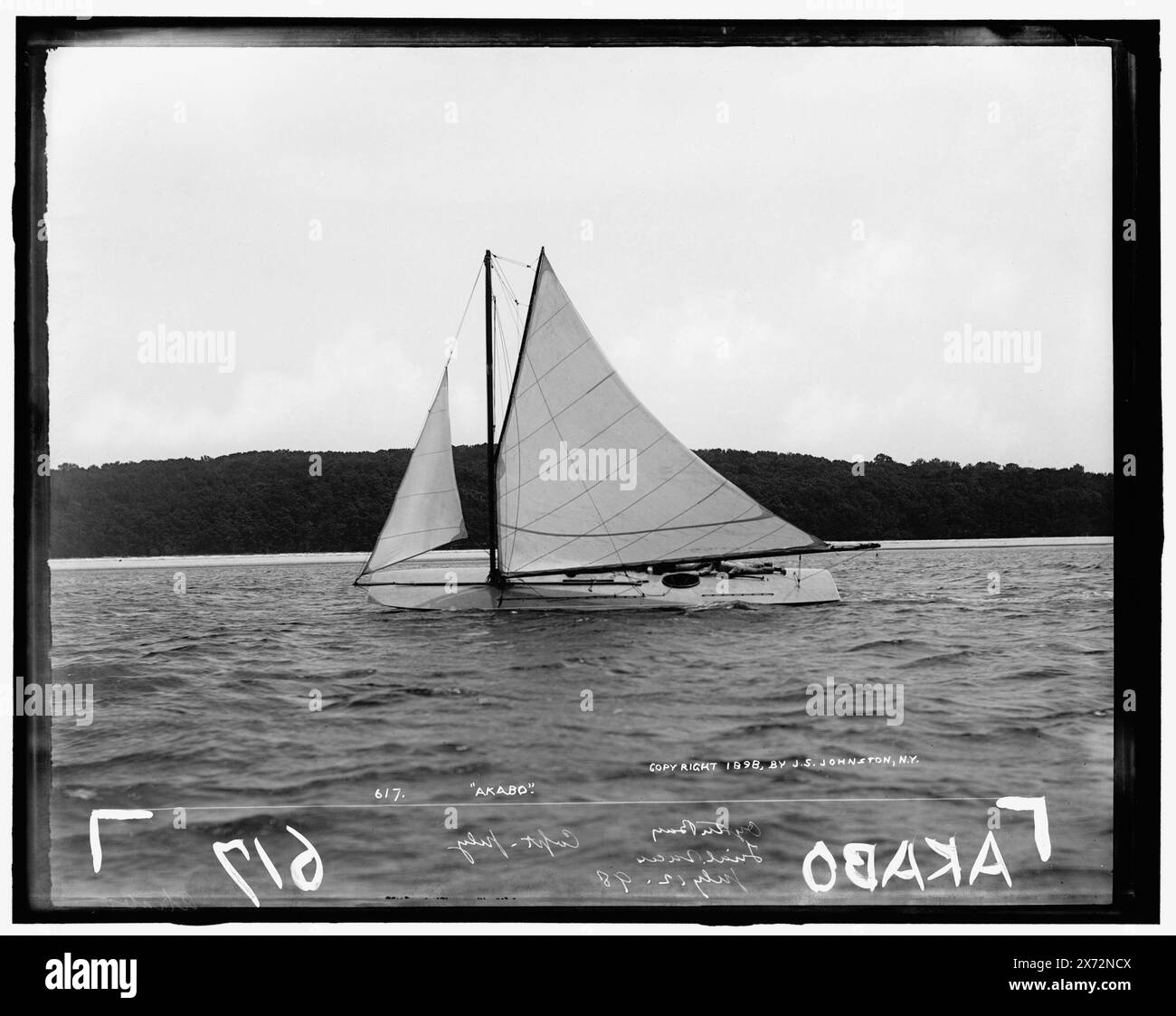 Akabo yacht hi-res stock photography and images - Alamy