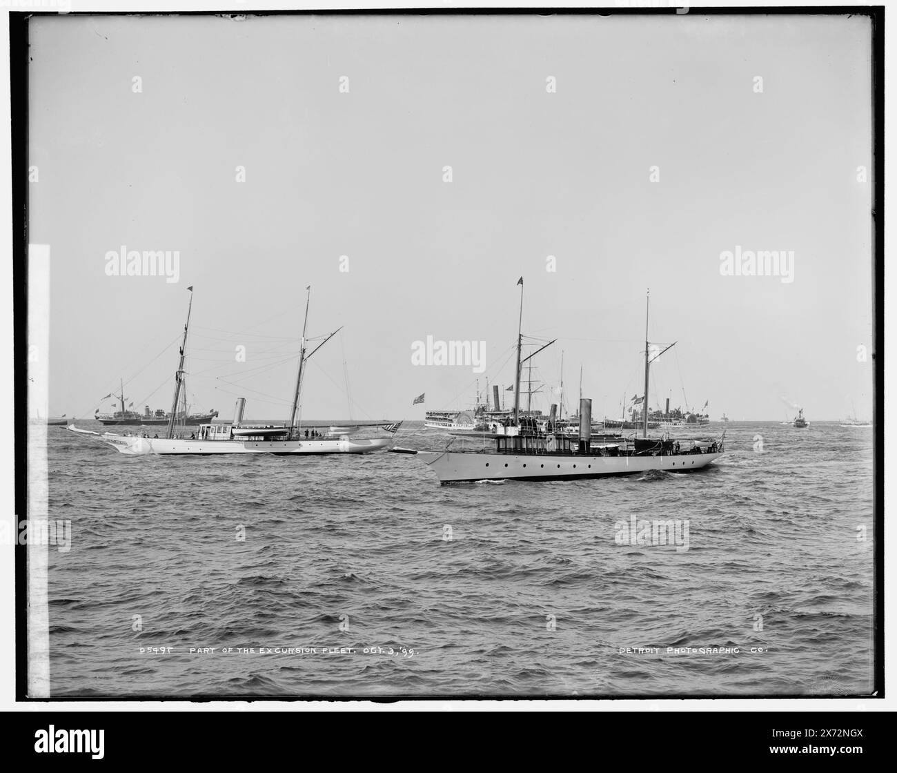 American yachts race america's cup Black and White Stock Photos ...