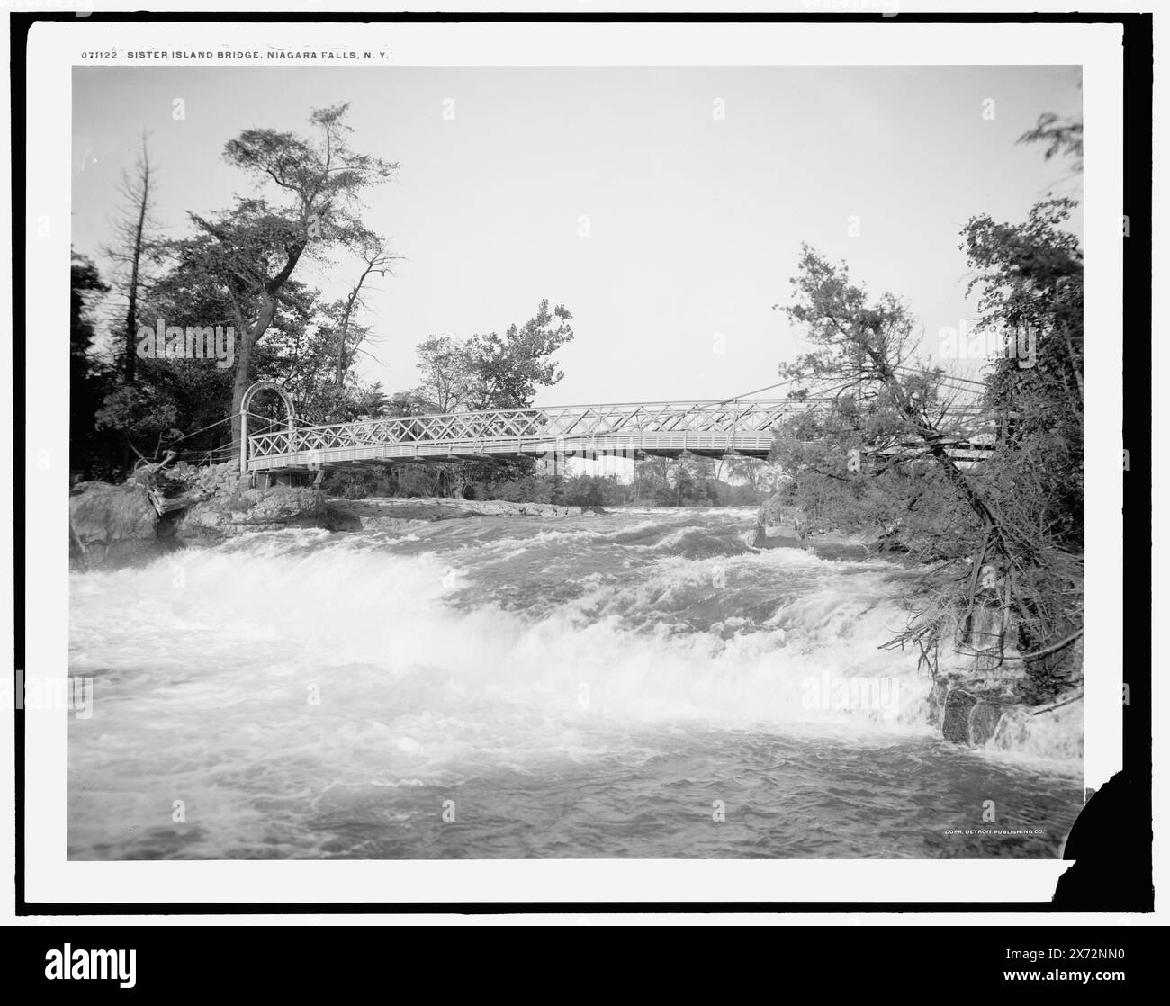 Sister bridges Black and White Stock Photos & Images - Alamy