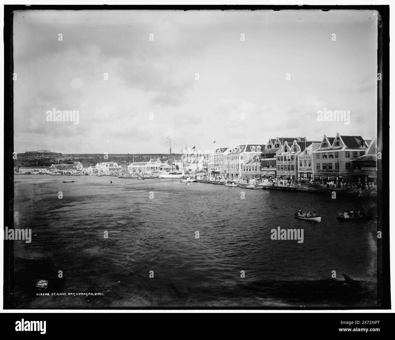 Anne port bay Cut Out Stock Images & Pictures - Alamy