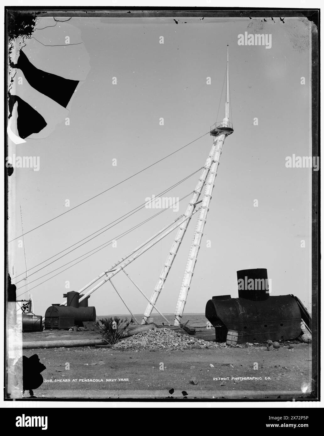 Hoisting shears Cut Out Stock Images & Pictures - Alamy