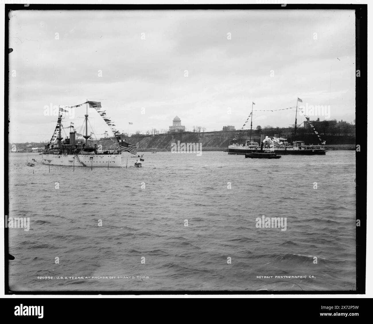 U.S.S. Texas at anchor off Grant's Tomb, Second title on negative ...