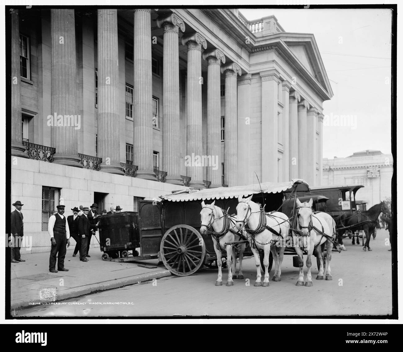 D type wagon hi-res stock photography and images - Alamy