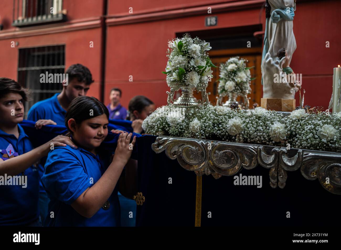 Tenth departure of the Cruz de Mayo, May Cross procession of the ...