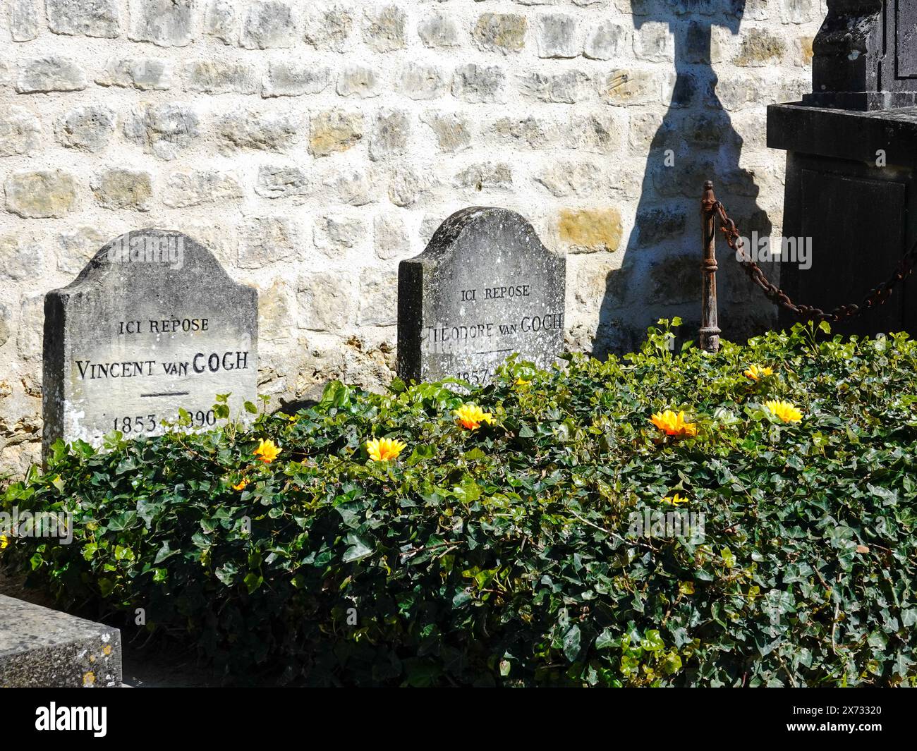 Graves of the post-impressionist painter Vincent Van Gogh and his ...