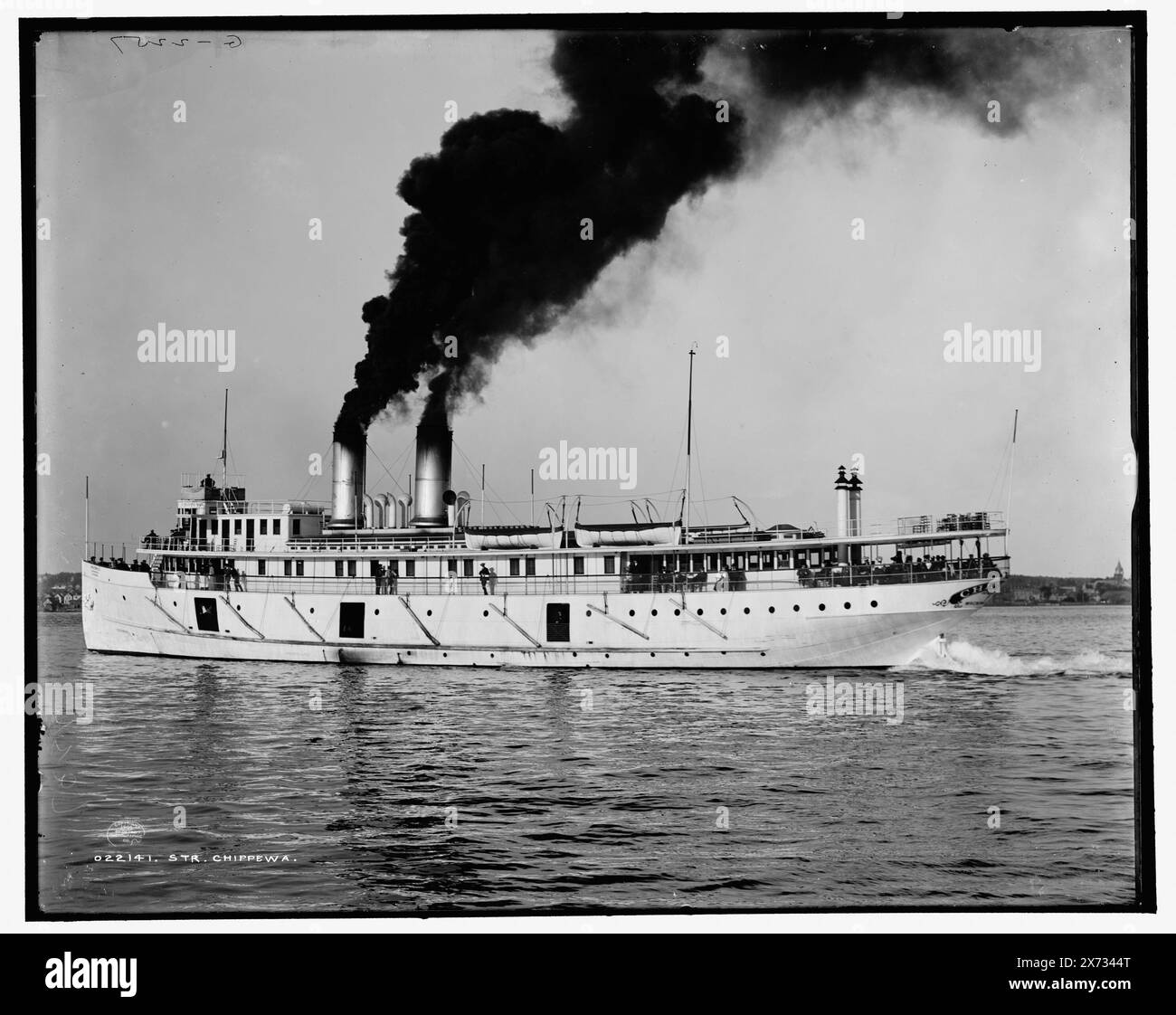 Chippewa steamboat hi-res stock photography and images - Alamy