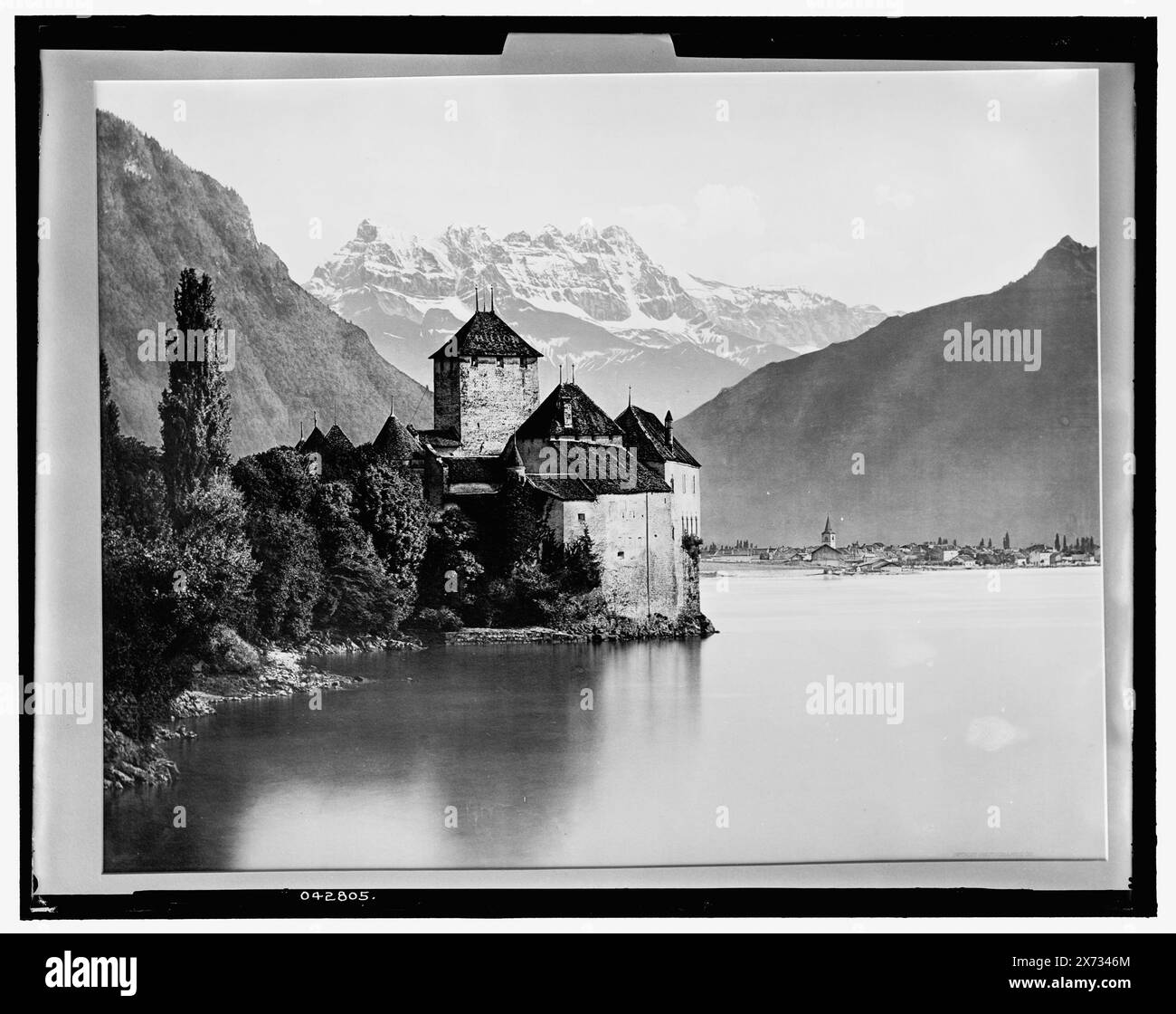 Chillon castle interior hi-res stock photography and images - Alamy